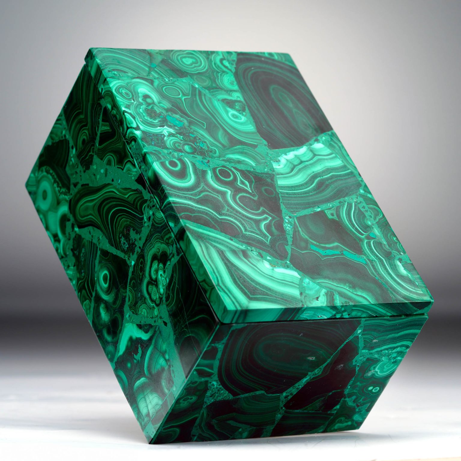Hand‑Carved Malachite Box – Natural Stone Keepsake Storage - Astro West